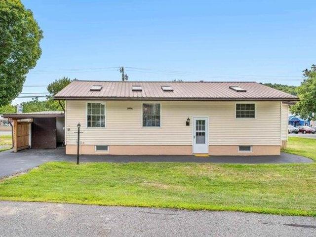 house with 2 bedroom, Montpelier VT ES104114481