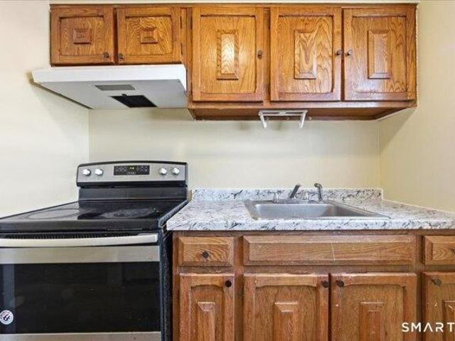 house with 2 bedroom, Montville CT DS101899365