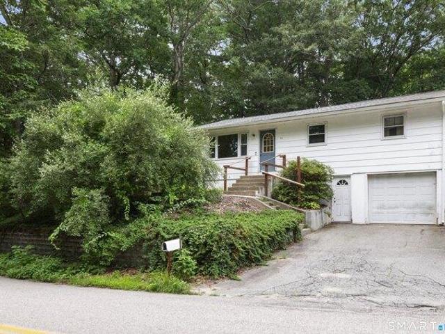 house with 2 bedroom, Montville CT DS104263267