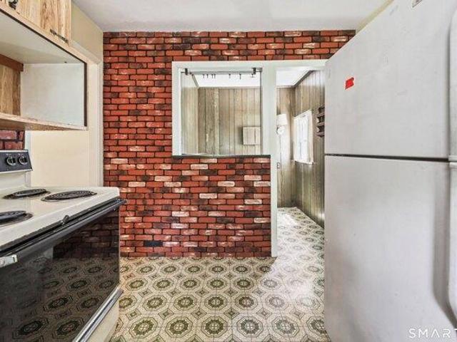 house with 2 bedroom, Monroe CT ES105142203
