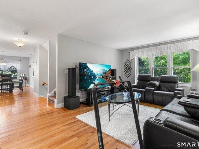 house with 2 bedroom, Monroe CT ES105160991