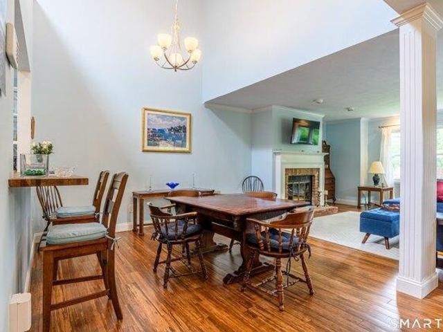house with 2 bedroom, Monroe CT ES105192059