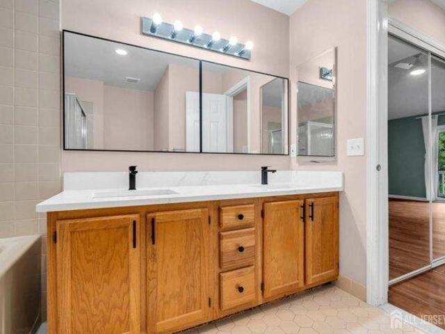 house with 2 bedroom, Monroe NJ DS103621453