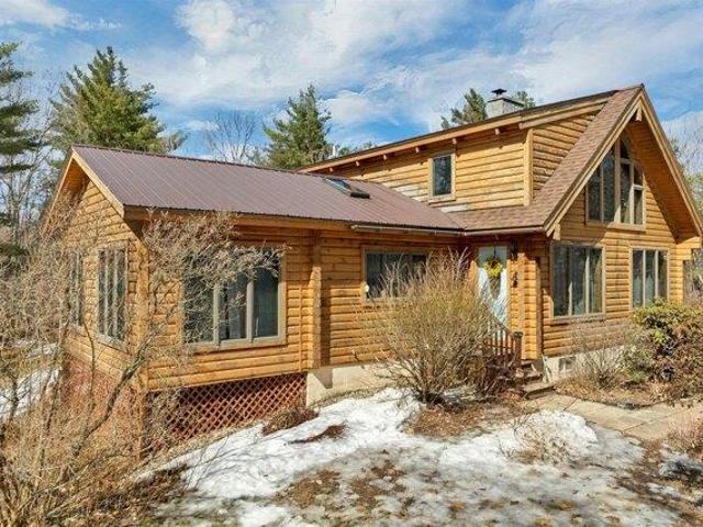 house with 2 bedroom, Moultonborough NH DLS102479136