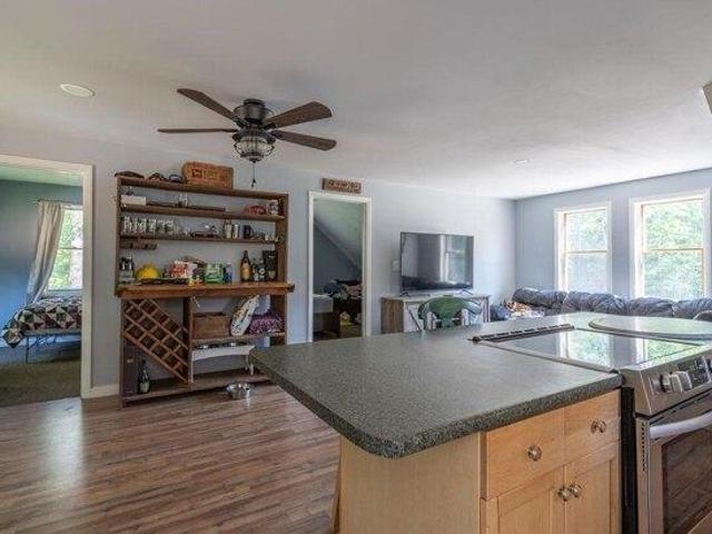 house with 2 bedroom, Moultonborough NH ES104831595