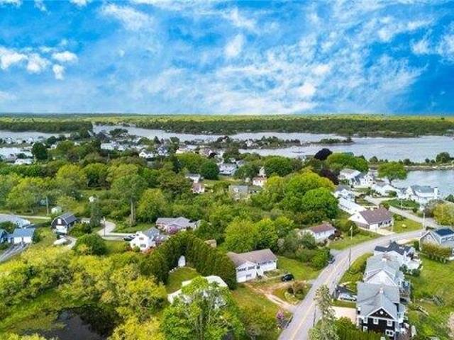 house with 2 bedroom, Narragansett RI DLS103069983