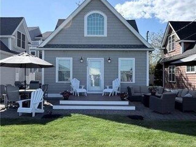 house with 2 bedroom, Narragansett RI DLS103074609