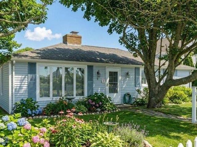 house with 2 bedroom, Narragansett RI DS102121884