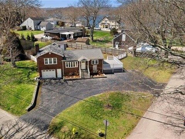 house with 2 bedroom, Narragansett RI ES103444408