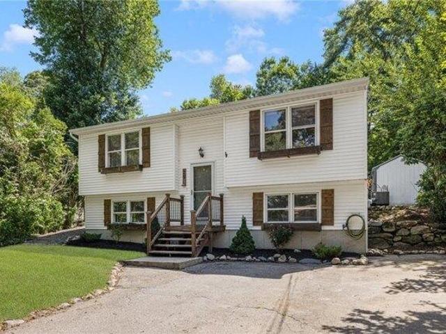 house with 2 bedroom, Narragansett RI ES105096046