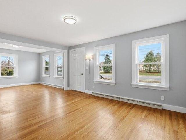 house with 2 bedroom, Nashua NH DLS102825088