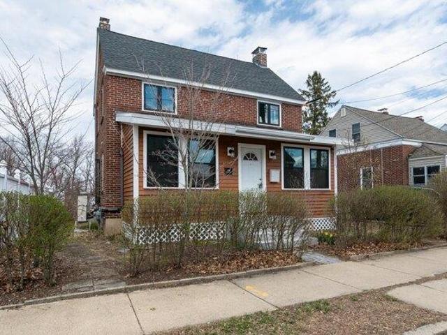 house with 2 bedroom, Nashua NH DS102063390