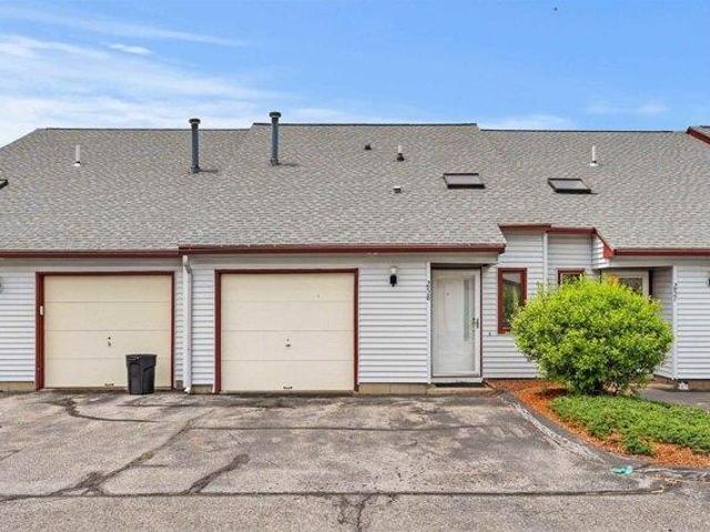 house with 2 bedroom, Nashua NH DS103664602