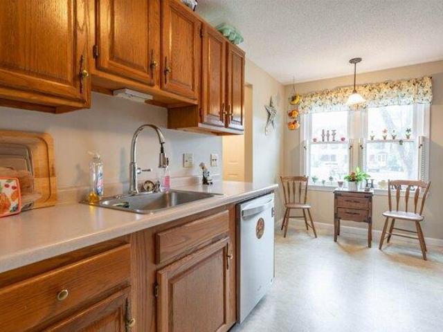house with 2 bedroom, Nashua NH ES103444727
