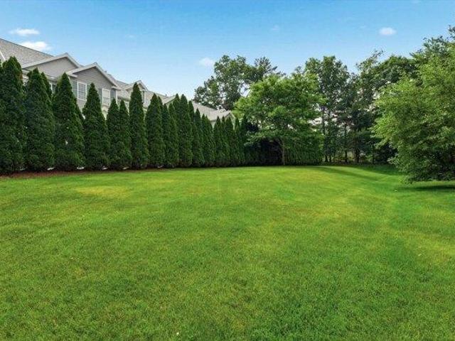 house with 2 bedroom, Nashua NH ES103444855