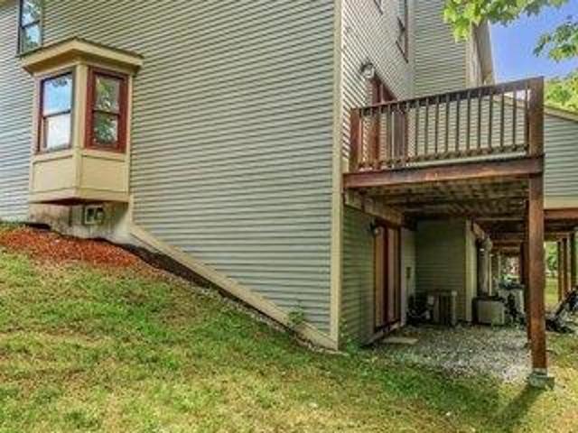 house with 2 bedroom, Nashua NH ES103034336