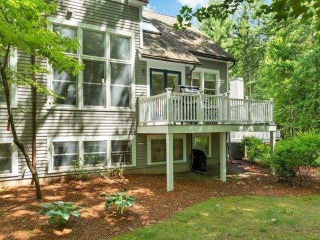 house with 2 bedroom, Nashua NH ES104848796