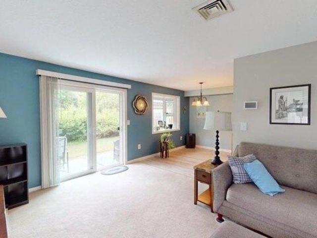 house with 2 bedroom, Nashua NH ES105207756