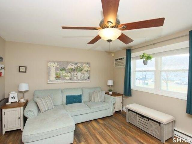 house with 2 bedroom, Naugatuck CT DS102064078