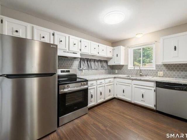 house with 2 bedroom, Naugatuck CT DS104479390