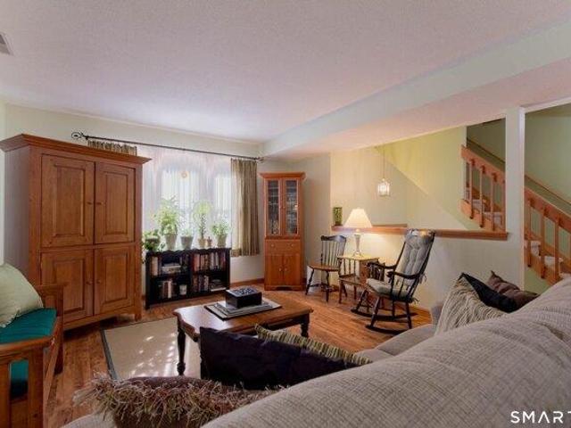 house with 2 bedroom, Naugatuck CT DS104152237