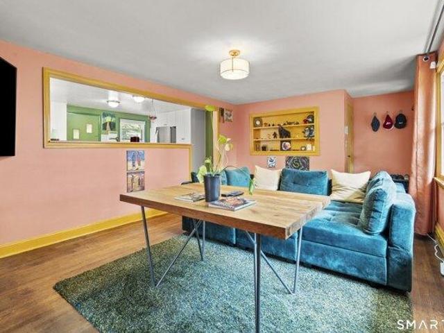 house with 2 bedroom, Naugatuck CT ES105175239