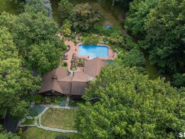 house with 2 bedroom, Newtown CT ES104921968
