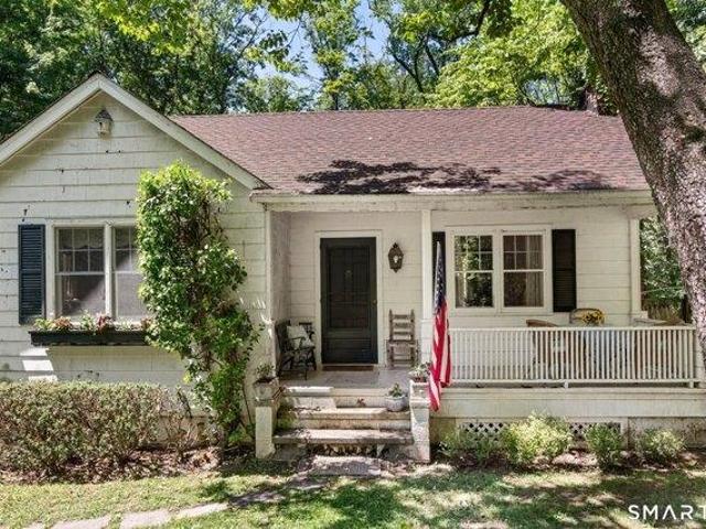 house with 2 bedroom, New Canaan CT DS104112958