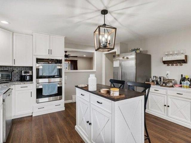 house with 2 bedroom, New Bedford MA ES103189550