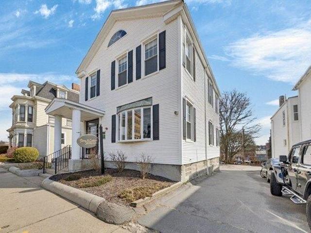 house with 2 bedroom, New Bedford MA ES103494254