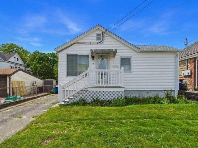 house with 2 bedroom, New Bedford MA ES103494263