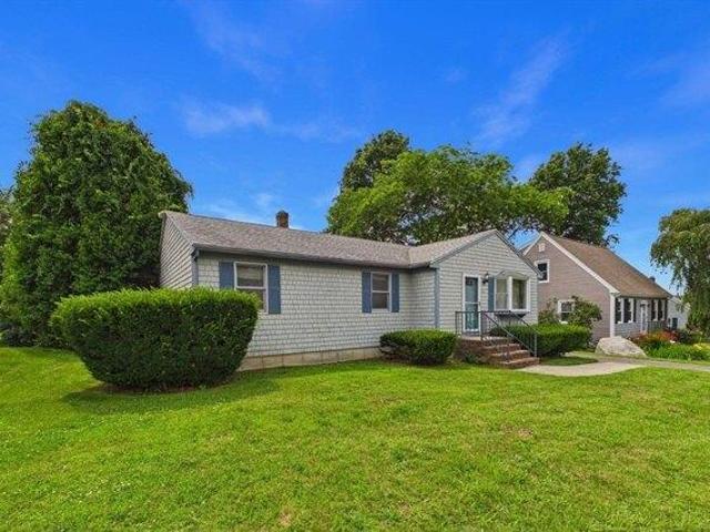 house with 2 bedroom, New Bedford MA ES104853460