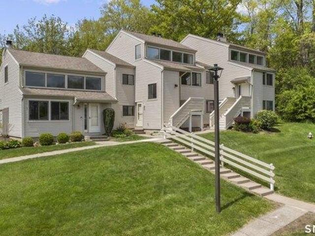 house with 2 bedroom, New Britain CT DS102824921