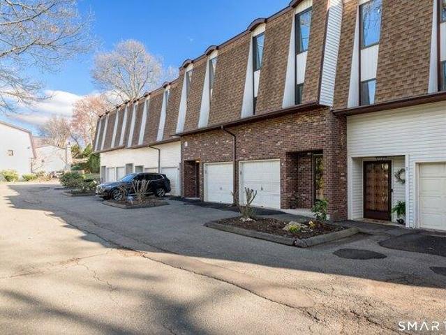 house with 2 bedroom, New Britain CT DS104233504