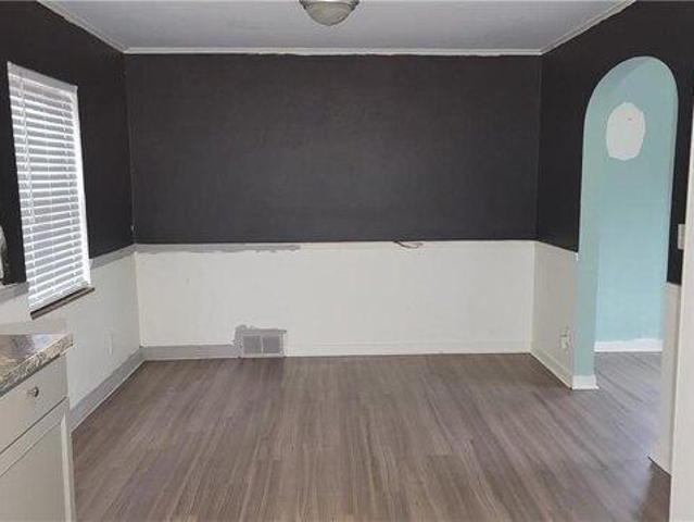 house with 2 bedroom, New Kensington PA ES104904399