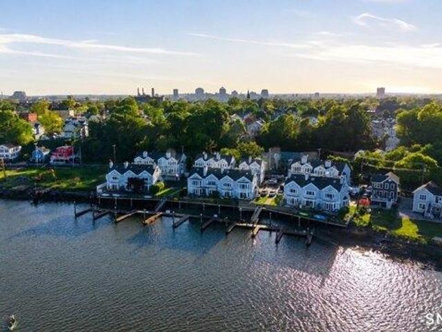 house with 2 bedroom, New Haven CT DLS102825802