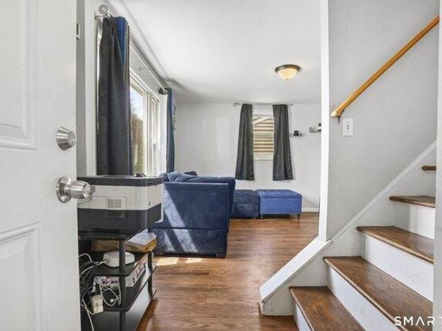 house with 2 bedroom, New Haven CT DS101898391