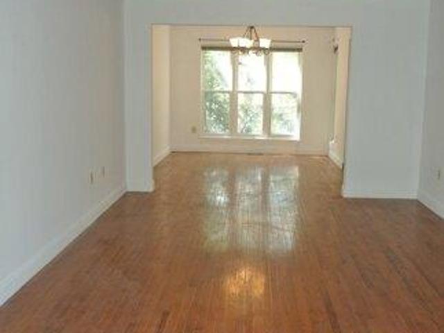 house with 2 bedroom, New Haven CT ES103069579