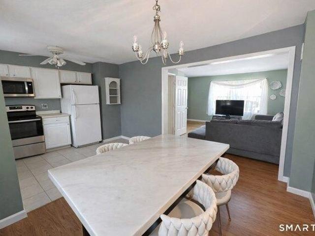 house with 2 bedroom, New Haven CT ES103072025