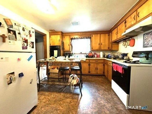 house with 2 bedroom, New Haven CT ES103188281