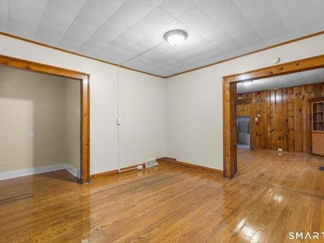 house with 2 bedroom, New Haven CT ES104543064
