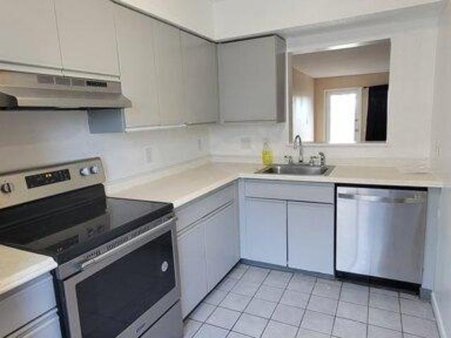 house with 2 bedroom, New Haven CT ES104850940