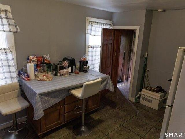 house with 2 bedroom, New Haven CT ES104192186