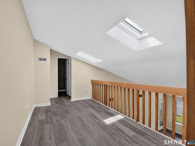 house with 2 bedroom, New Haven CT ES105257317