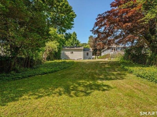 house with 2 bedroom, New London CT ES104235037