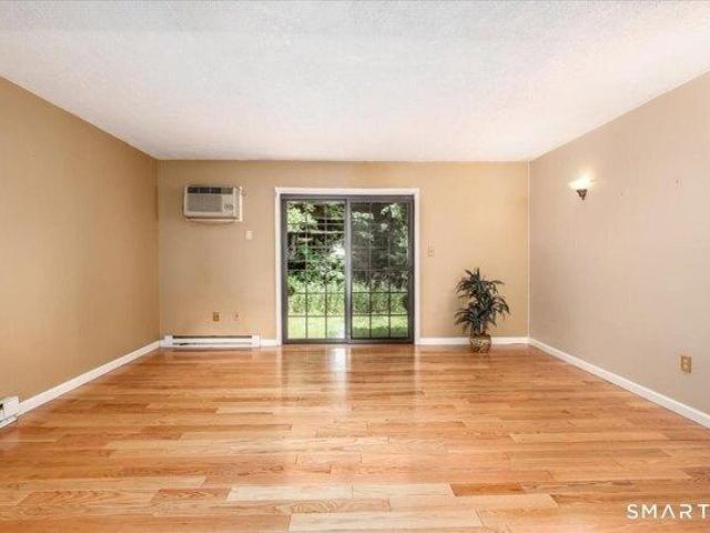 house with 2 bedroom, New Milford CT ES104298675