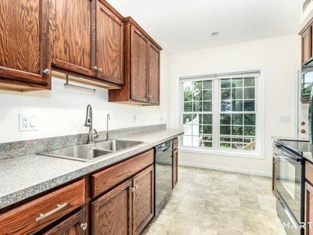 house with 2 bedroom, New Milford CT ES104481515
