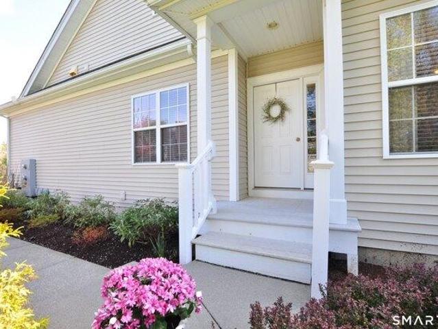 house with 2 bedroom, New Milford CT ES104568910