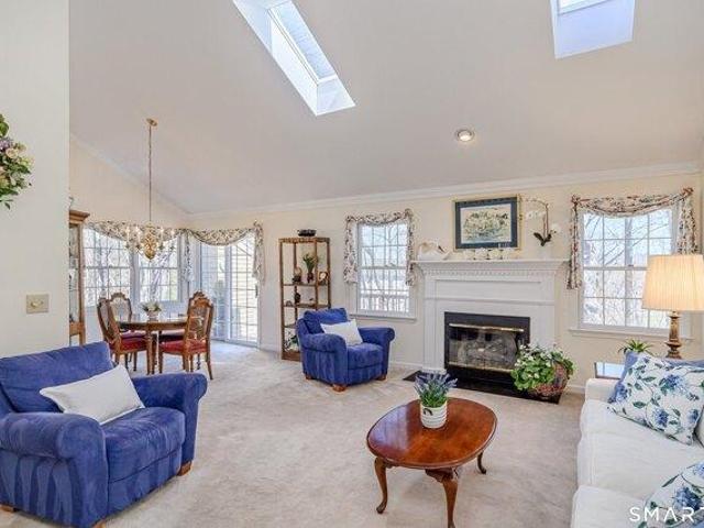 house with 2 bedroom, New Milford CT ES104514045