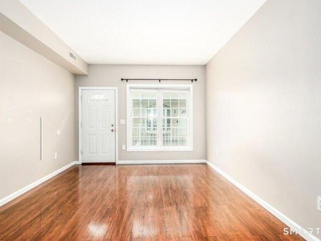 house with 2 bedroom, New Milford CT ES105141095
